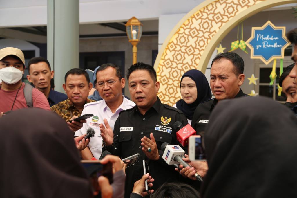 Cek Kesiapan Mudik 2023, BPKN Tinjau Langsung Stasiun Pasar Senen - Beberin Cek Kesiapan Mudik 2023, BPKN Tinjau Langsung Stasiun Pasar Senen - Beberin